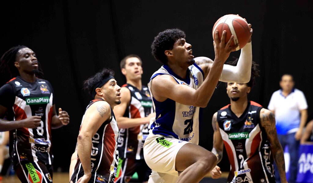 San Salvador gana en el cierre y se mantiene segundo en la Liga Mayor ...